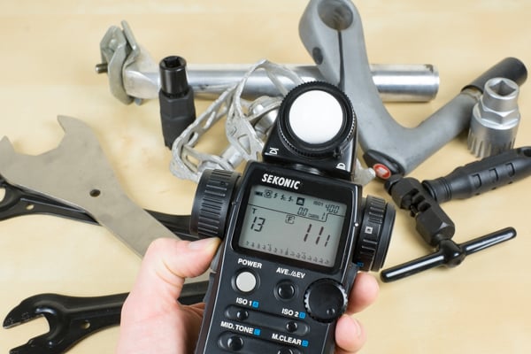 How to Use a Hand-Held Light Meter to Make Perfectly Exposed ...