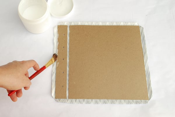 How to Bind A Scrapbook With Removable Pages | Envato Tuts+