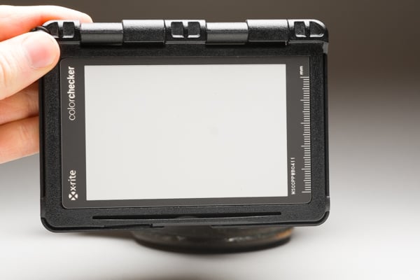 How to Photograph Ceramics and 3-Dimensional Products with One Light ...