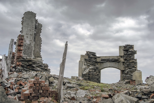 Create a City Destruction Scene Photo Manipulation in Adobe Photoshop ...